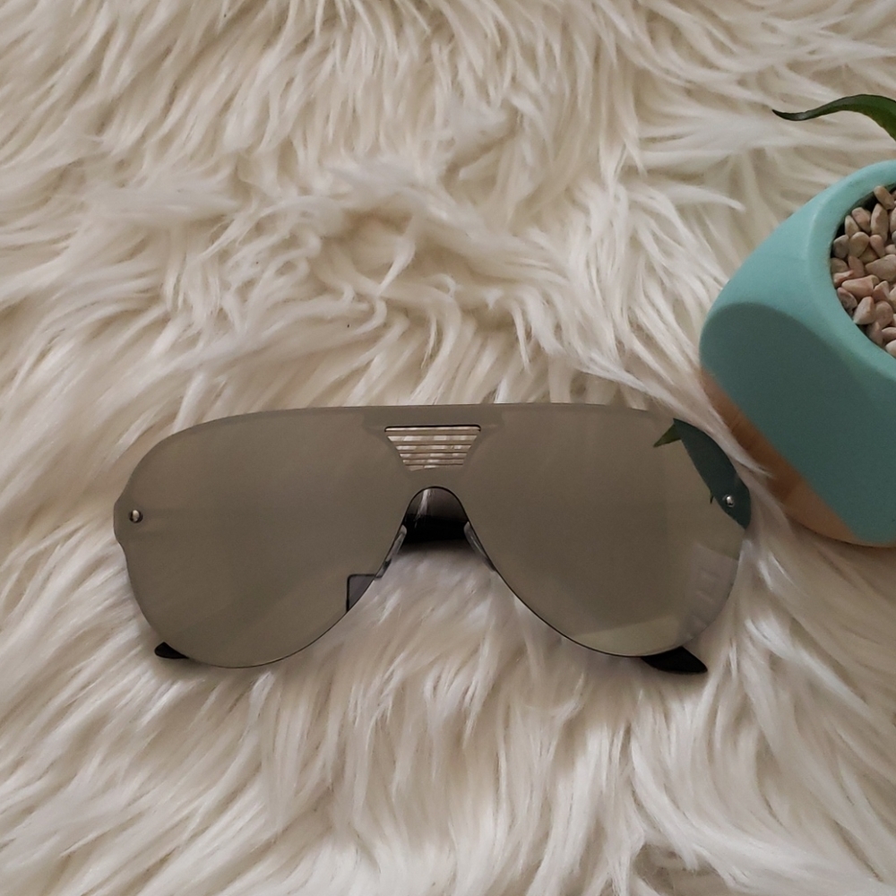 Silver Reflective Celebrity Sunglasses - Gem